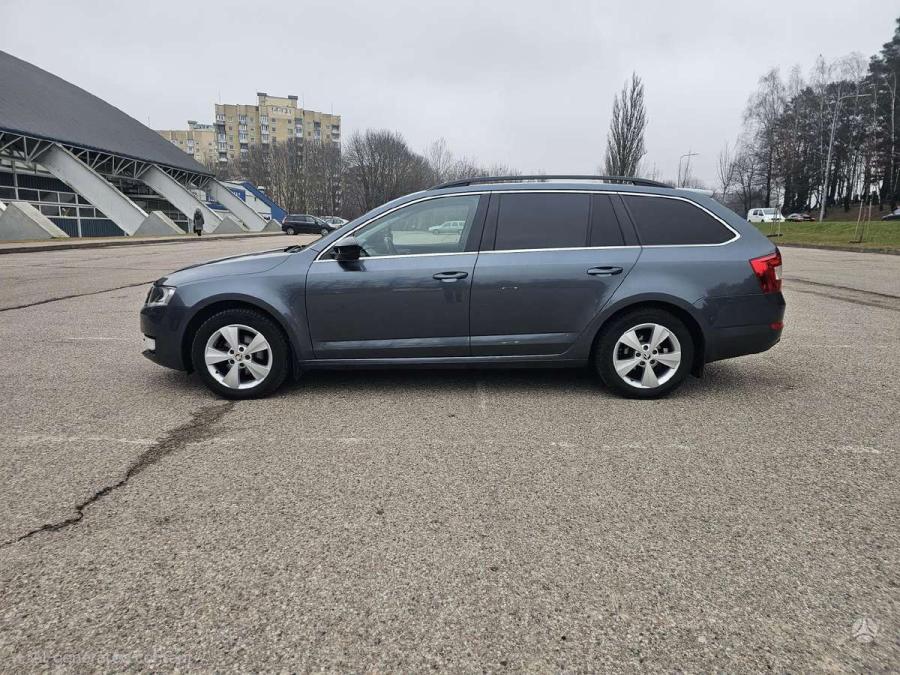 Grey Skoda Octavia 2015 in Vilnius, with an engine capacity of 1.60 L and mileage of 218 thousand km for 8200 €, photo 8 on AUTOMOTO.COM.LV