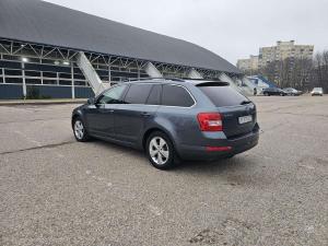 Grey Skoda Octavia 2015 in Vilnius, with an engine capacity of 1.60 L and mileage of 218 thousand km for 8200 €, photo 9 on AUTOMOTO.COM.LV
