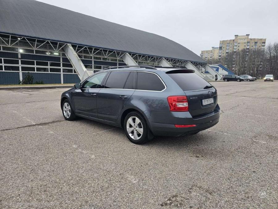 Grey Skoda Octavia 2015 in Vilnius, with an engine capacity of 1.60 L and mileage of 218 thousand km for 8200 €, photo 9 on AUTOMOTO.COM.LV