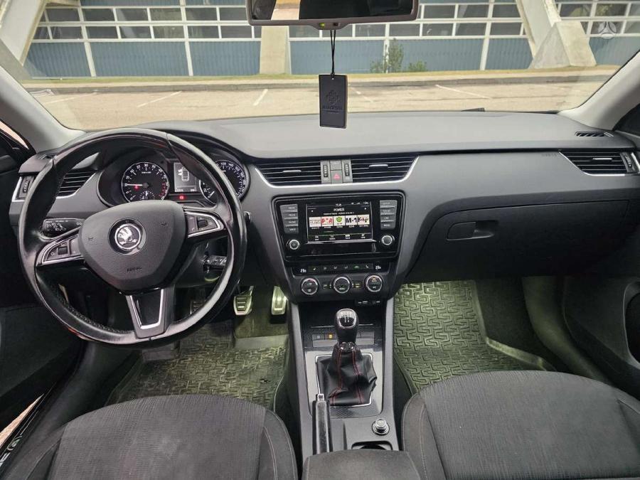 Grey Skoda Octavia 2015 in Vilnius, with an engine capacity of 1.60 L and mileage of 218 thousand km for 8200 €, photo 16 on AUTOMOTO.COM.LV