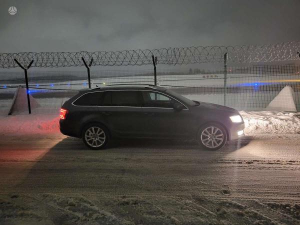 Pelēks Skoda Octavia 2015 Viļņa, ar dzinēja tilpumu 1.97 L un nobraukumu 320 tūkst. km par 6900 €, foto 4 vietnē AUTOMOTO.COM.LV