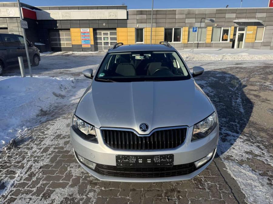 Grey Skoda Octavia 2015 in Kaunas, with an engine capacity of 1.60 L and mileage of 261 thousand km for 4590 €, photo 2 on AUTOMOTO.COM.LV