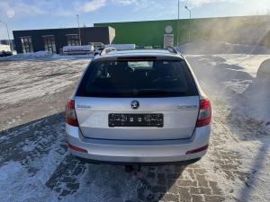 Grey Skoda Octavia 2015 in Kaunas, with an engine capacity of 1.60 L and mileage of 261 thousand km for 4590 €, photo 5 on AUTOMOTO.COM.LV