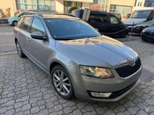 Grey Skoda Octavia 2015 in Kaunas, with an engine capacity of 2.00 L and mileage of 200 thousand km for 7500 €, photo 2 on AUTOMOTO.COM.LV