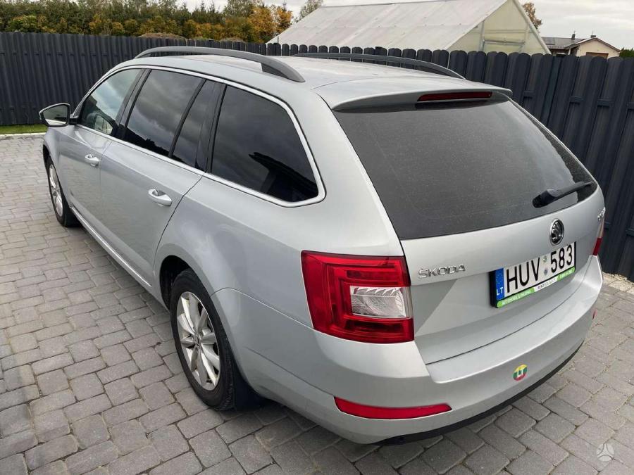 Pelēks Skoda Octavia 2015 Klaipėda, ar dzinēja tilpumu 1.60 L un nobraukumu 169 tūkst. km par 4000 €, foto 4 vietnē AUTOMOTO.COM.LV