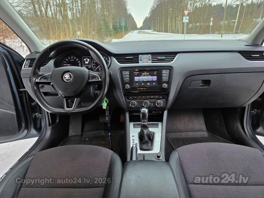 Grey Skoda Octavia 2015 in Parnu, with an engine capacity of 1.60 L and mileage of 245 thousand km for 6999 €, photo 12 on AUTOMOTO.COM.LV