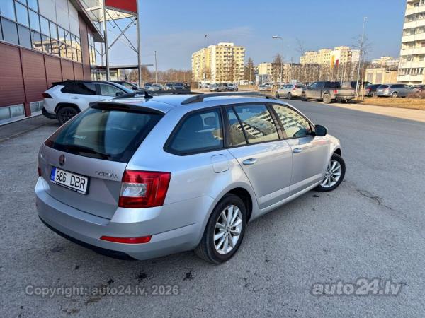 Grey Skoda Octavia 2015 in Tallinn, with an engine capacity of 1.60 L and mileage of 380 thousand km for 4299 €, photo 4 on AUTOMOTO.COM.LV