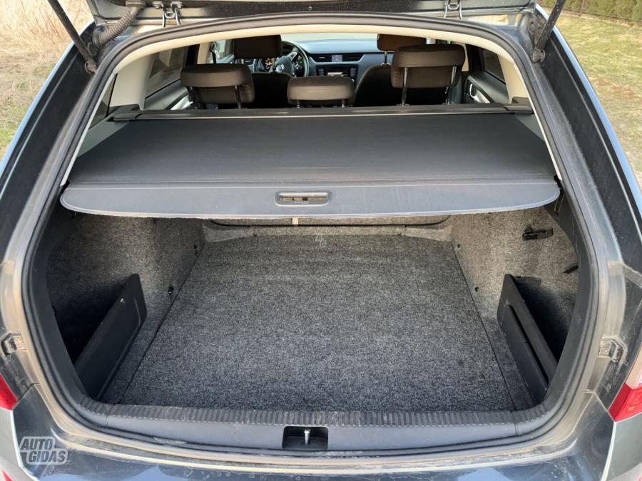 Grey Skoda Octavia 2015 in Kaunas, with an engine capacity of 1.60 L and mileage of 290 thousand km for 5450 €, photo 15 on AUTOMOTO.COM.LV