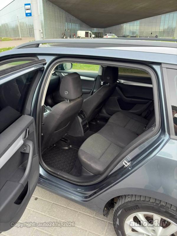 Pelēks Skoda Octavia 2015 Tartu, ar dzinēja tilpumu 1.60 L un nobraukumu 350 tūkst. km par 5900 €, foto 5 vietnē AUTOMOTO.COM.LV