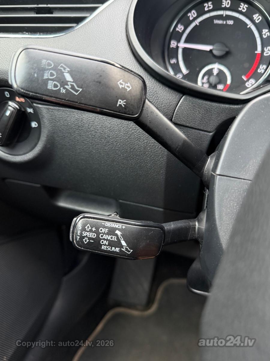 Pelēks Skoda Octavia 2015 Tartu, ar dzinēja tilpumu 2.00 L un nobraukumu 300 tūkst. km par 6700 €, foto 12 vietnē AUTOMOTO.COM.LV