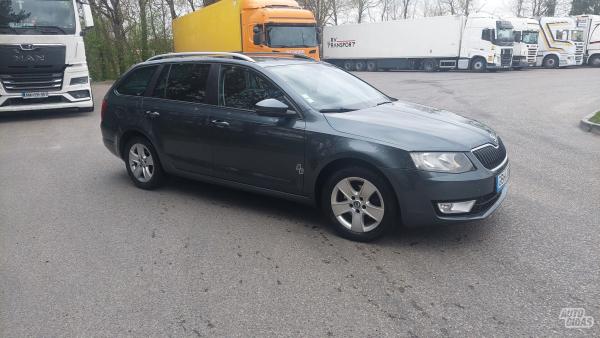 Grey Skoda Octavia 2015 in Zarasai, with an engine capacity of 1.60 L and mileage of 336 thousand km for 4700 €, photo 3 on AUTOMOTO.COM.LV