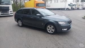 Pelēks Skoda Octavia 2015 Zarasai, ar dzinēja tilpumu 1.60 L un nobraukumu 336 tūkst. km par 4700 €, foto 4 vietnē AUTOMOTO.COM.LV
