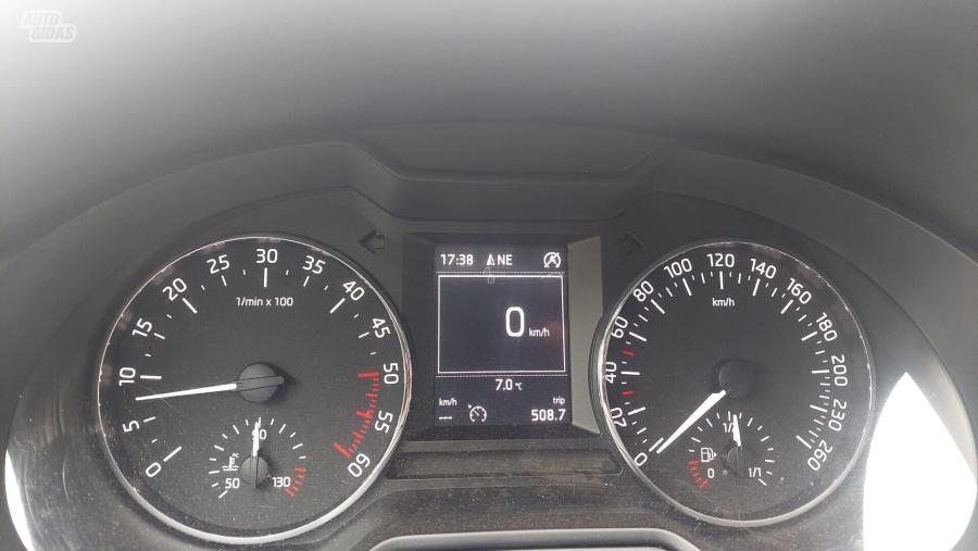 Pelēks Skoda Octavia 2015 Zarasai, ar dzinēja tilpumu 1.60 L un nobraukumu 336 tūkst. km par 4700 €, foto 16 vietnē AUTOMOTO.COM.LV