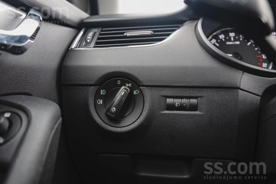 Grey Skoda Octavia 2015 in Riga, with an engine capacity of 1.60 L and mileage of 0 thousand km for 5990 €, photo 24 on AUTOMOTO.COM.LV