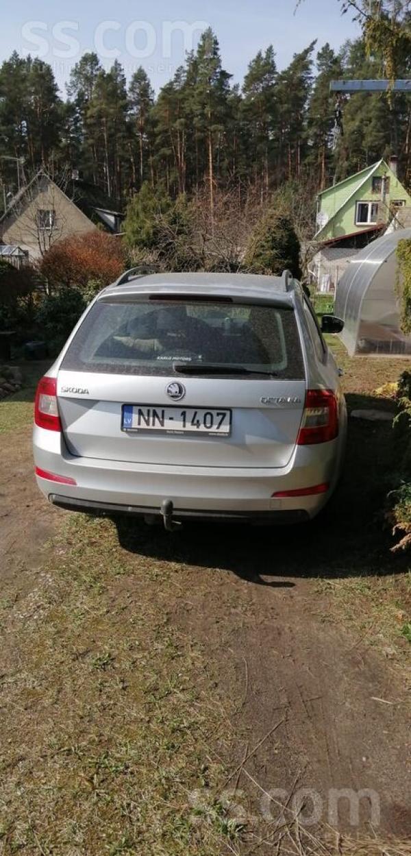 Grey Skoda Octavia 2015 in Jurmala, with an engine capacity of 2.00 L and mileage of 203 thousand km for 7000 €, photo 2 on AUTOMOTO.COM.LV