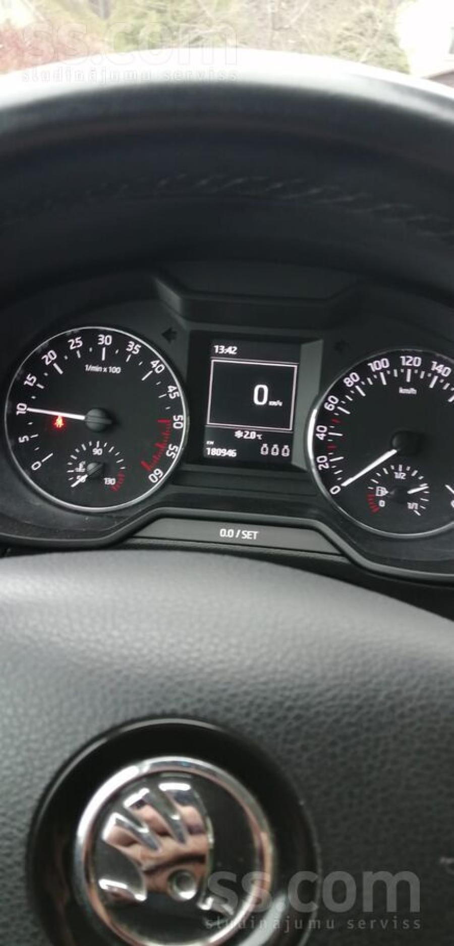 Pelēks Skoda Octavia 2015 Jūrmala, ar dzinēja tilpumu 2.00 L un nobraukumu 203 tūkst. km par 7000 €, foto 4 vietnē AUTOMOTO.COM.LV