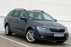 Grey Skoda Octavia 2015 in Riga, with an engine capacity of 2.00 L and mileage of 240 thousand km for 6600 €, photo 3 on AUTOMOTO.COM.LV