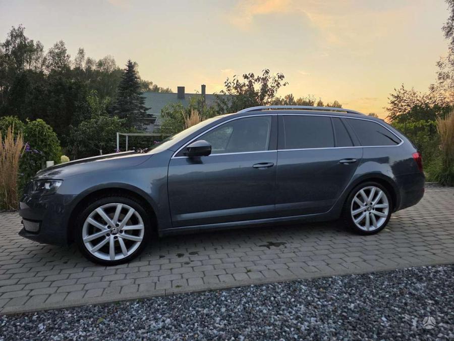 Grey Skoda Octavia 2015 in Vilnius, with an engine capacity of 1.80 L and mileage of 173 thousand km for 7500 €, photo 1 on AUTOMOTO.COM.LV