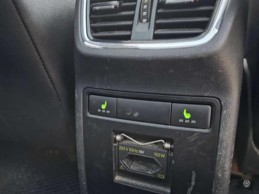Grey Skoda Octavia 2015 in Vilnius, with an engine capacity of 1.80 L and mileage of 173 thousand km for 7500 €, photo 18 on AUTOMOTO.COM.LV