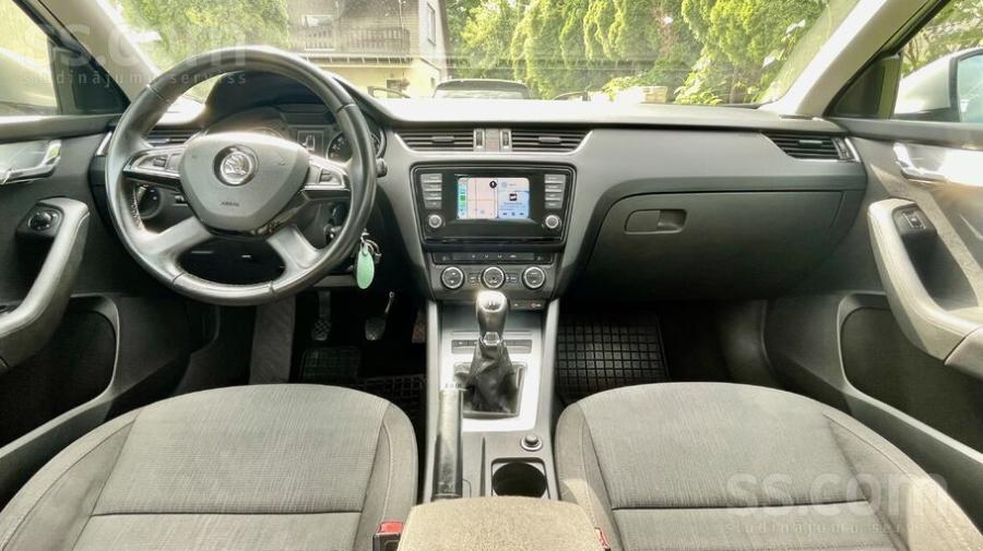 Pelēks Skoda Octavia 2015 Jūrmala, ar dzinēja tilpumu 1.60 L un nobraukumu 380 tūkst. km par 4300 €, foto 9 vietnē AUTOMOTO.COM.LV