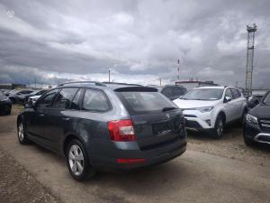 Grey Skoda Octavia 2015 in Vilnius, with an engine capacity of 2.00 L and mileage of 251 thousand km for 7950 €, photo 5 on AUTOMOTO.COM.LV