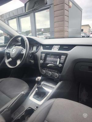 Grey Skoda Octavia 2015 in Vilnius, with an engine capacity of 2.00 L and mileage of 251 thousand km for 7950 €, photo 11 on AUTOMOTO.COM.LV