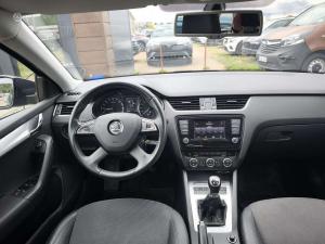 Grey Skoda Octavia 2015 in Vilnius, with an engine capacity of 2.00 L and mileage of 251 thousand km for 7950 €, photo 13 on AUTOMOTO.COM.LV