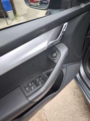 Grey Skoda Octavia 2015 in Vilnius, with an engine capacity of 2.00 L and mileage of 251 thousand km for 7950 €, photo 14 on AUTOMOTO.COM.LV