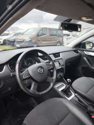 Grey Skoda Octavia 2015 in Vilnius, with an engine capacity of 2.00 L and mileage of 251 thousand km for 7950 €, photo 17 on AUTOMOTO.COM.LV