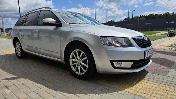 Grey Skoda Octavia 2015 in Kaunas, with an engine capacity of 1.60 L and mileage of 204 thousand km for 6999 €, photo 2 on AUTOMOTO.COM.LV