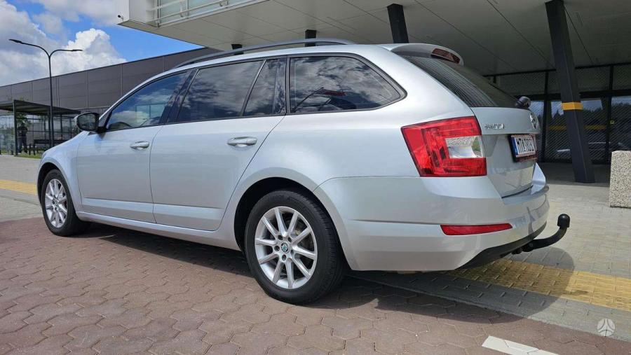 Grey Skoda Octavia 2015 in Kaunas, with an engine capacity of 1.60 L and mileage of 204 thousand km for 6999 €, photo 12 on AUTOMOTO.COM.LV