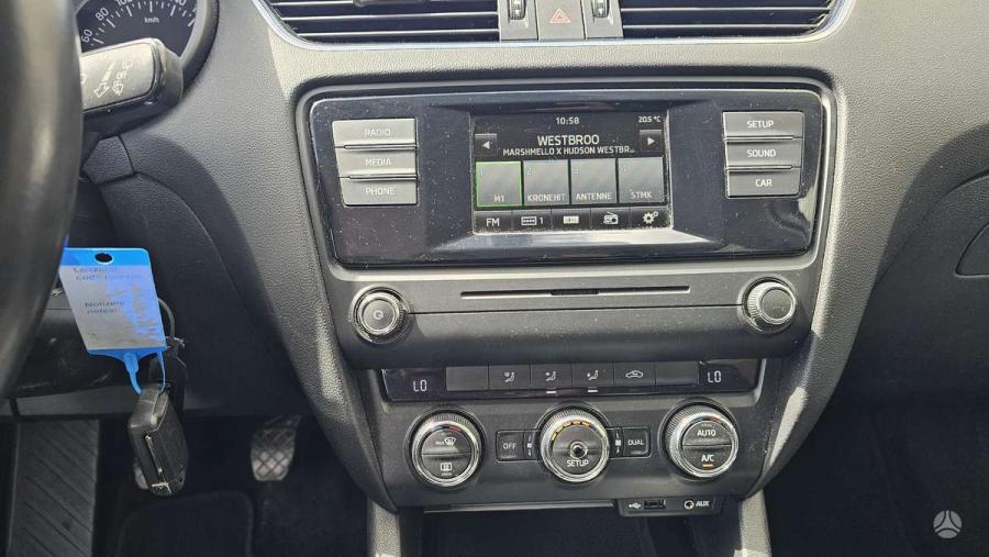 Grey Skoda Octavia 2015 in Kaunas, with an engine capacity of 1.60 L and mileage of 204 thousand km for 6999 €, photo 19 on AUTOMOTO.COM.LV