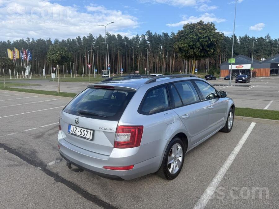Pelēks Skoda Octavia 2015 Rīga, ar dzinēja tilpumu 1.60 L un nobraukumu 221 tūkst. km par 6100 €, foto 5 vietnē AUTOMOTO.COM.LV