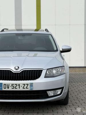 Pelēks Skoda Octavia 2015 Tauragė, ar dzinēja tilpumu 1.60 L un nobraukumu 253 tūkst. km par 5700 €, foto 5 vietnē AUTOMOTO.COM.LV