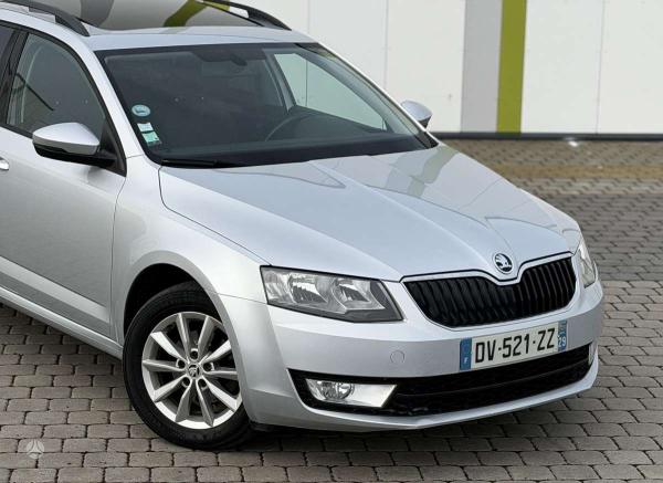 Grey Skoda Octavia 2015 in Taurage, with an engine capacity of 1.60 L and mileage of 253 thousand km for 5700 €, photo 9 on AUTOMOTO.COM.LV