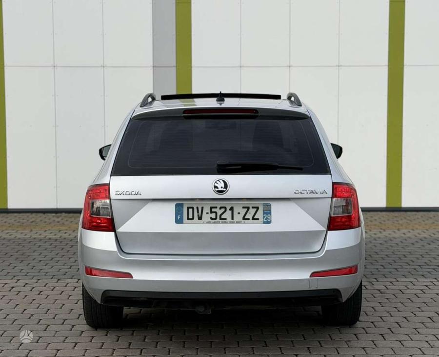 Pelēks Skoda Octavia 2015 Tauragė, ar dzinēja tilpumu 1.60 L un nobraukumu 253 tūkst. km par 5700 €, foto 18 vietnē AUTOMOTO.COM.LV