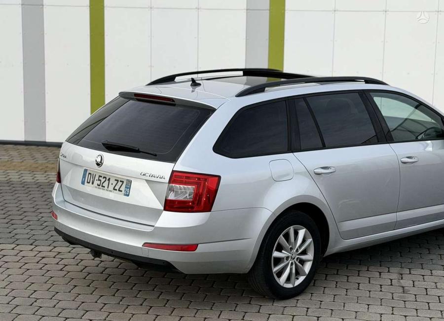 Pelēks Skoda Octavia 2015 Tauragė, ar dzinēja tilpumu 1.60 L un nobraukumu 253 tūkst. km par 5700 €, foto 23 vietnē AUTOMOTO.COM.LV