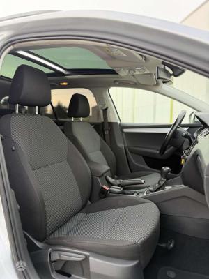 Pelēks Skoda Octavia 2015 Tauragė, ar dzinēja tilpumu 1.60 L un nobraukumu 253 tūkst. km par 5700 €, foto 26 vietnē AUTOMOTO.COM.LV