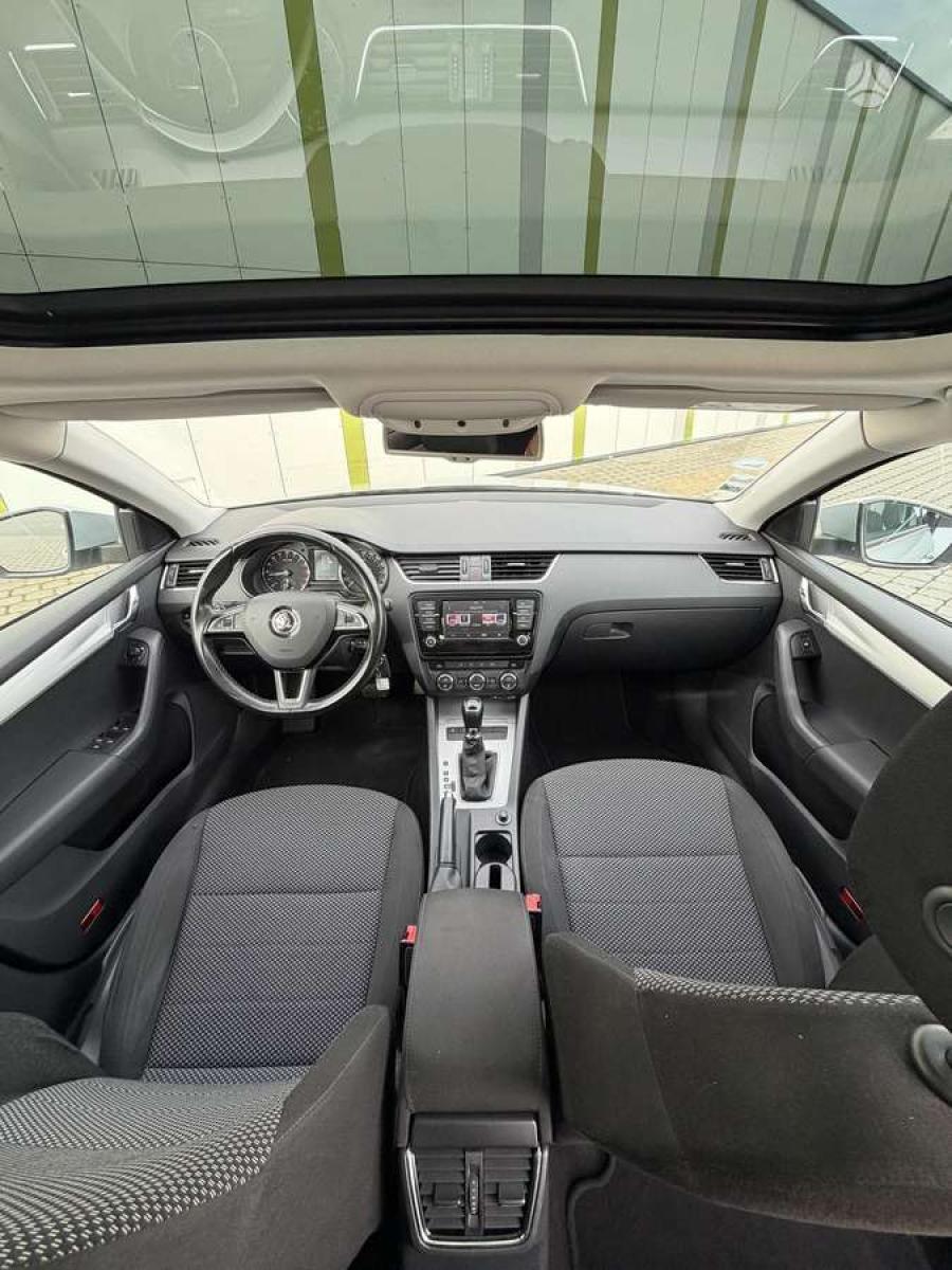 Pelēks Skoda Octavia 2015 Tauragė, ar dzinēja tilpumu 1.60 L un nobraukumu 253 tūkst. km par 5700 €, foto 27 vietnē AUTOMOTO.COM.LV
