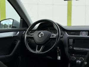 Pelēks Skoda Octavia 2015 Tauragė, ar dzinēja tilpumu 1.60 L un nobraukumu 253 tūkst. km par 5700 €, foto 34 vietnē AUTOMOTO.COM.LV
