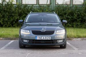 Grey Skoda Octavia 2015 in Vilnius, with an engine capacity of 1.97 L and mileage of 335 thousand km for 7400 €, photo  on AUTOMOTO.COM.LV