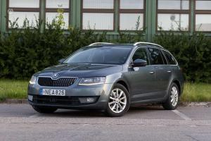 Grey Skoda Octavia 2015 in Vilnius, with an engine capacity of 1.97 L and mileage of 335 thousand km for 7400 €, photo 3 on AUTOMOTO.COM.LV
