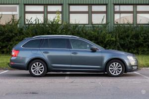 Grey Skoda Octavia 2015 in Vilnius, with an engine capacity of 1.97 L and mileage of 335 thousand km for 7400 €, photo 10 on AUTOMOTO.COM.LV