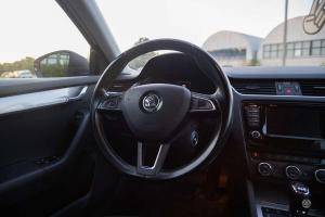 Grey Skoda Octavia 2015 in Vilnius, with an engine capacity of 1.97 L and mileage of 335 thousand km for 7400 €, photo 14 on AUTOMOTO.COM.LV