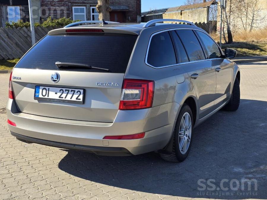 Grey Skoda Octavia 2015 in Liepaja, with an engine capacity of 2.00 L and mileage of 215 thousand km for 8500 €, photo 9 on AUTOMOTO.COM.LV