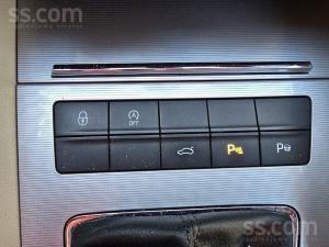Grey Skoda Octavia 2015 in Liepaja, with an engine capacity of 2.00 L and mileage of 215 thousand km for 8500 €, photo 14 on AUTOMOTO.COM.LV
