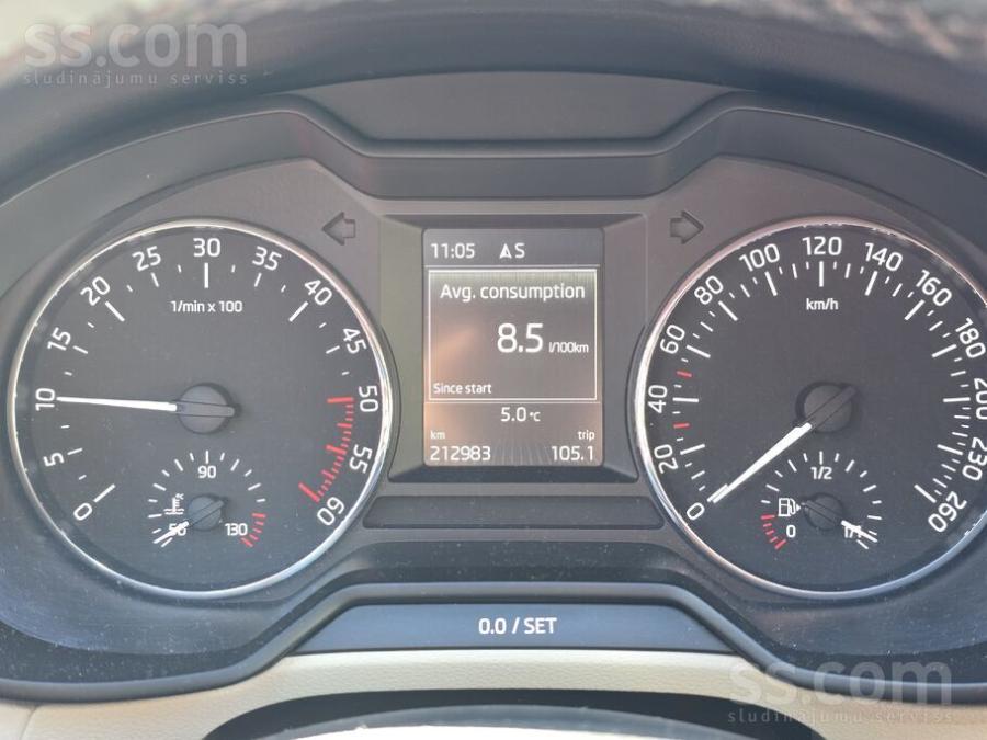 Grey Skoda Octavia 2015 in Liepaja, with an engine capacity of 2.00 L and mileage of 215 thousand km for 8500 €, photo 17 on AUTOMOTO.COM.LV