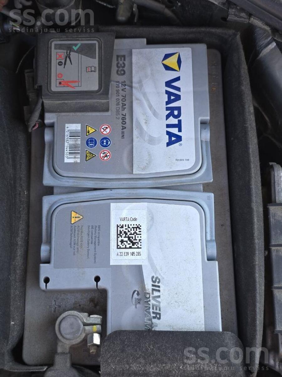 Grey Skoda Octavia 2015 in Liepaja, with an engine capacity of 2.00 L and mileage of 215 thousand km for 8500 €, photo 18 on AUTOMOTO.COM.LV