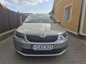 Grey Skoda Octavia 2015 in Vilnius, with an engine capacity of 1.97 L and mileage of 320 thousand km for 2999 €, photo 4 on AUTOMOTO.COM.LV