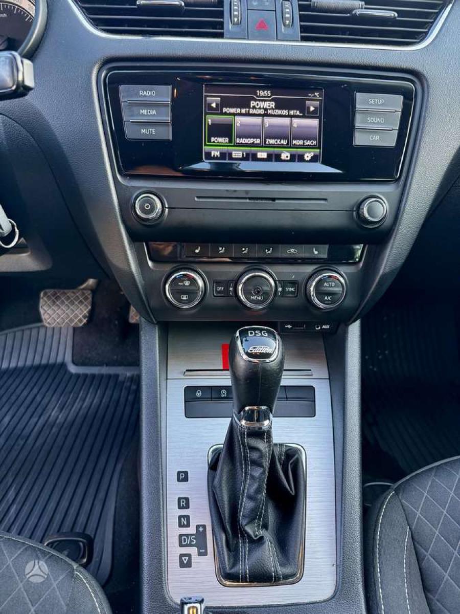 Grey Skoda Octavia 2015 in Vilnius, with an engine capacity of 1.60 L and mileage of 253 thousand km for 6900 €, photo 7 on AUTOMOTO.COM.LV